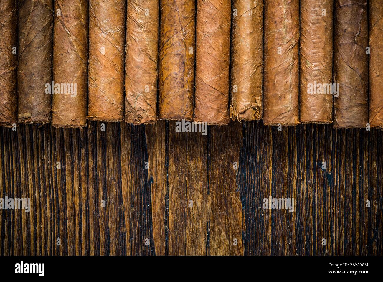 Tobacconi hi-res stock photography and images - Alamy