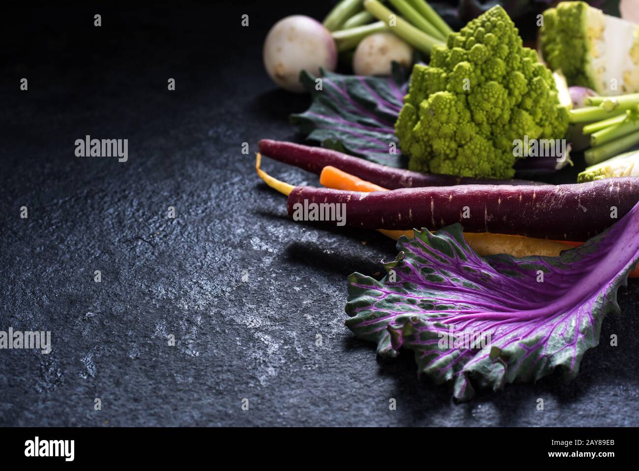 vibrant fresh vegetables background Stock Photo - Alamy