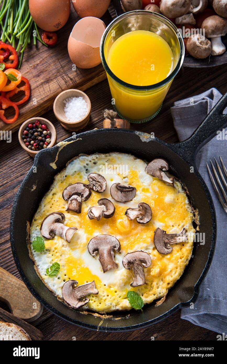 Healthy and classic brunch, simple scrambeld eggs Stock Photo - Alamy