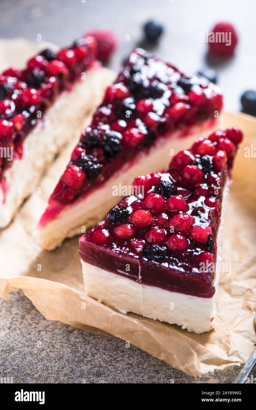 Simple mascarpone cheesecake with winter berry forest fruits Stock ...