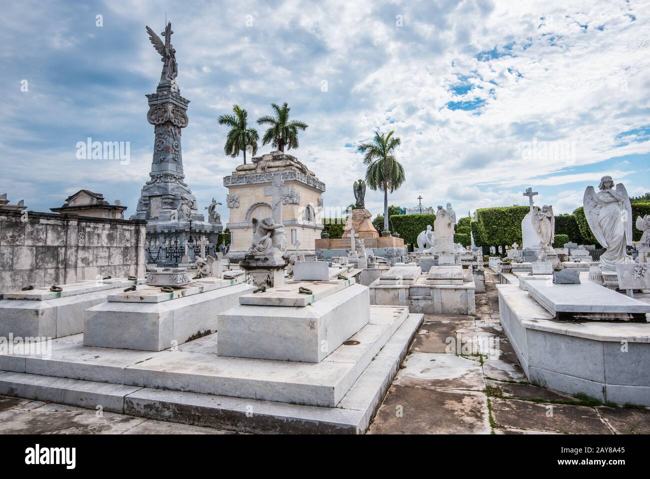 The Colon Cemetery in Havana Cuba Stock Photo - Alamy