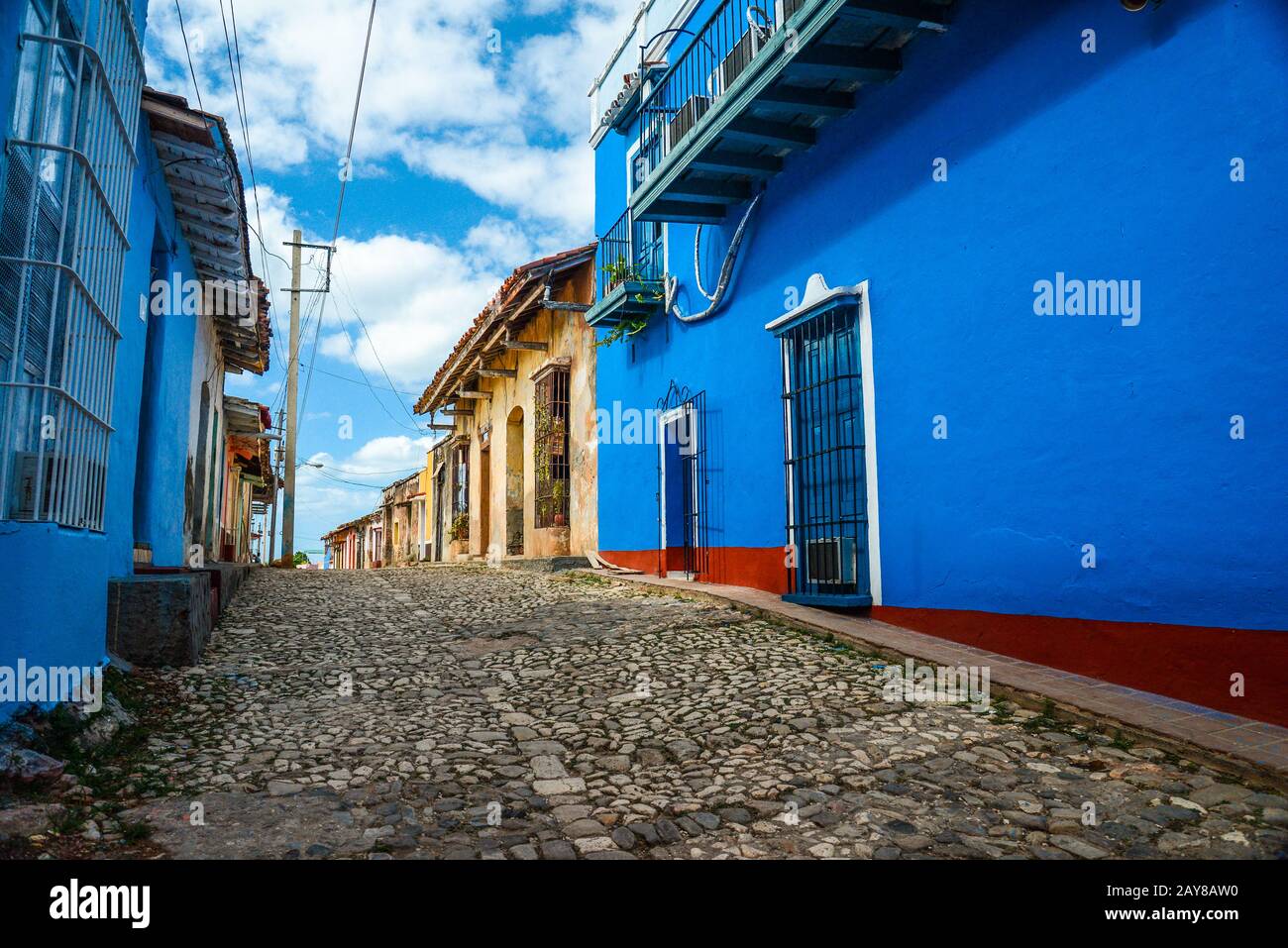 Cuban houses colonial architecture hi-res stock photography and images ...
