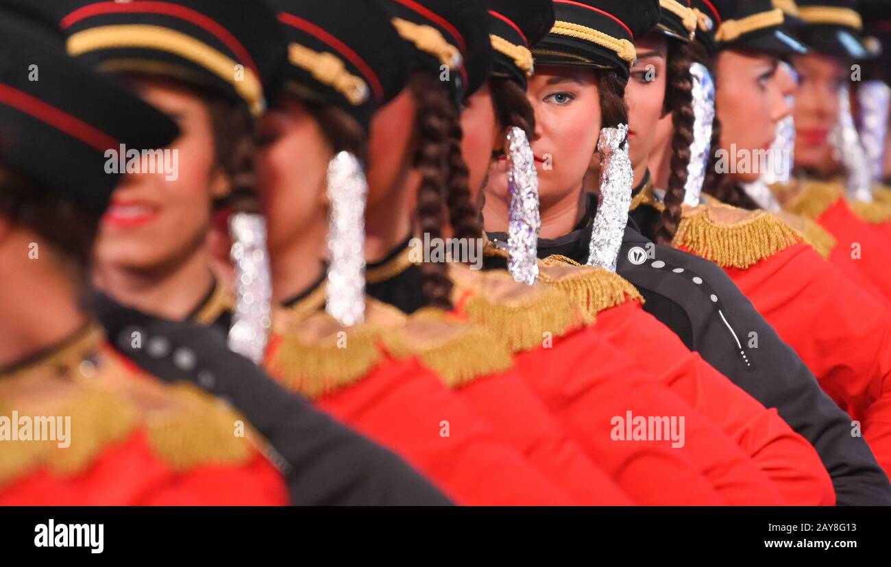Dancing guard hi-res stock photography and images - Alamy