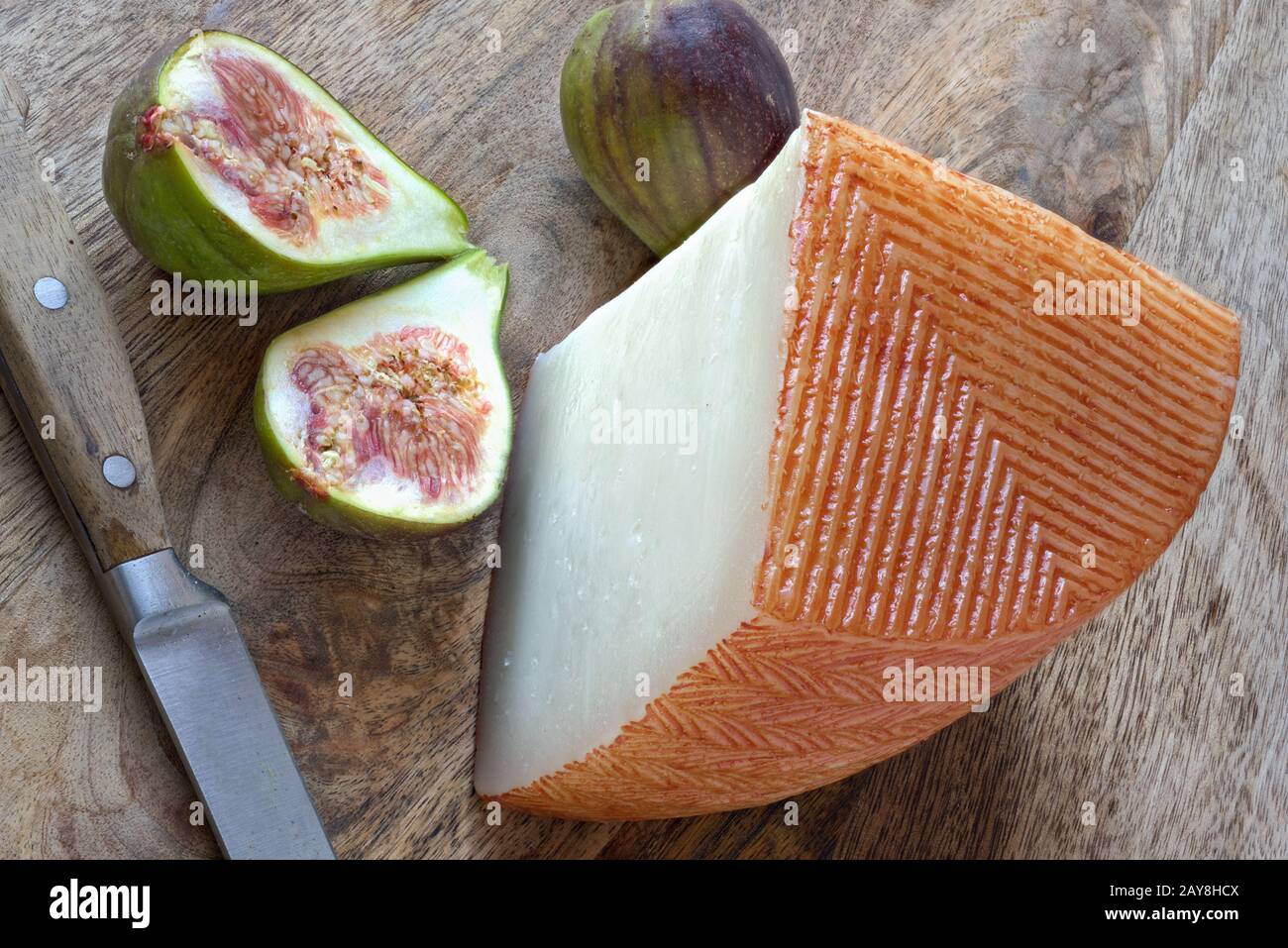 Queso de Cabra: Spanish goat´s cheese from Toledo Stock Photo - Alamy