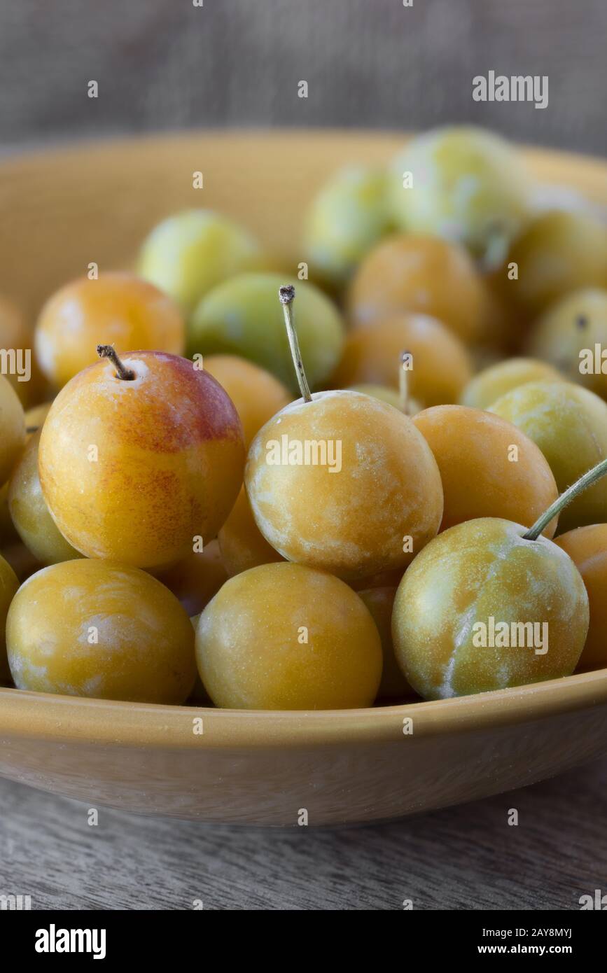 mirabelle plums, small yellow plums Stock Photo - Alamy
