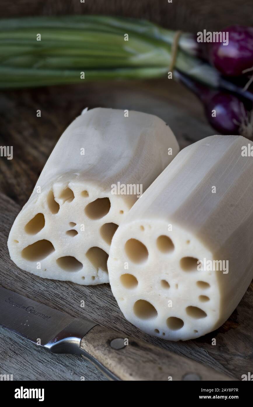 Lotus roots hi-res stock photography and images - Alamy
