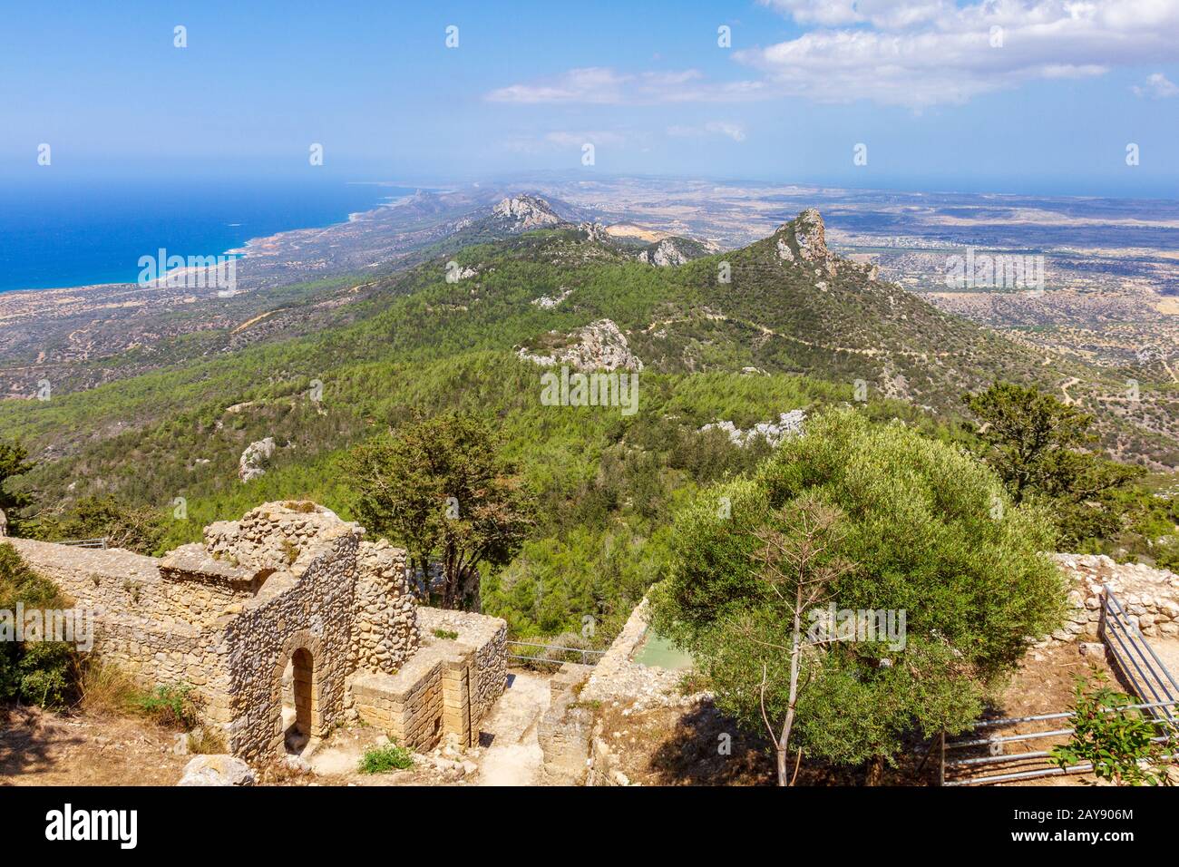 Kantara mountain hi-res stock photography and images - Alamy