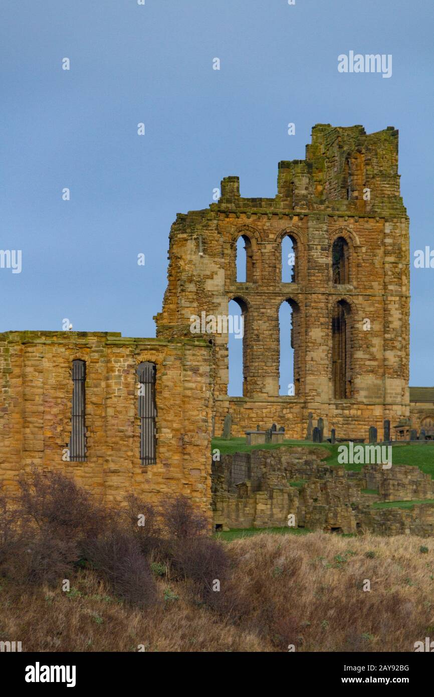 Ruins of Medieval Tynemouth Priory and Castle, UK Stock Photo - Alamy
