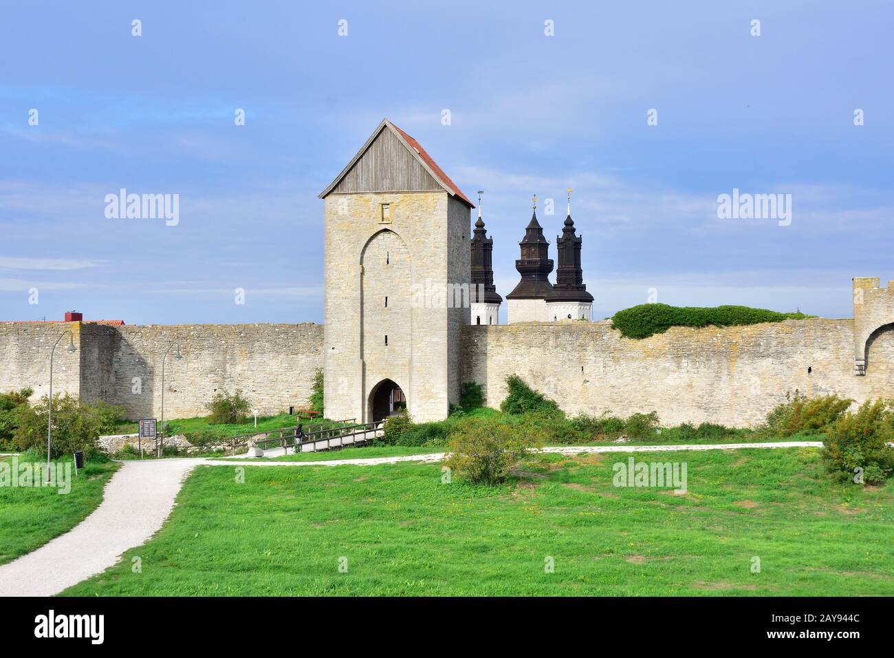 Old ruin visby gotland hi-res stock photography and images - Alamy