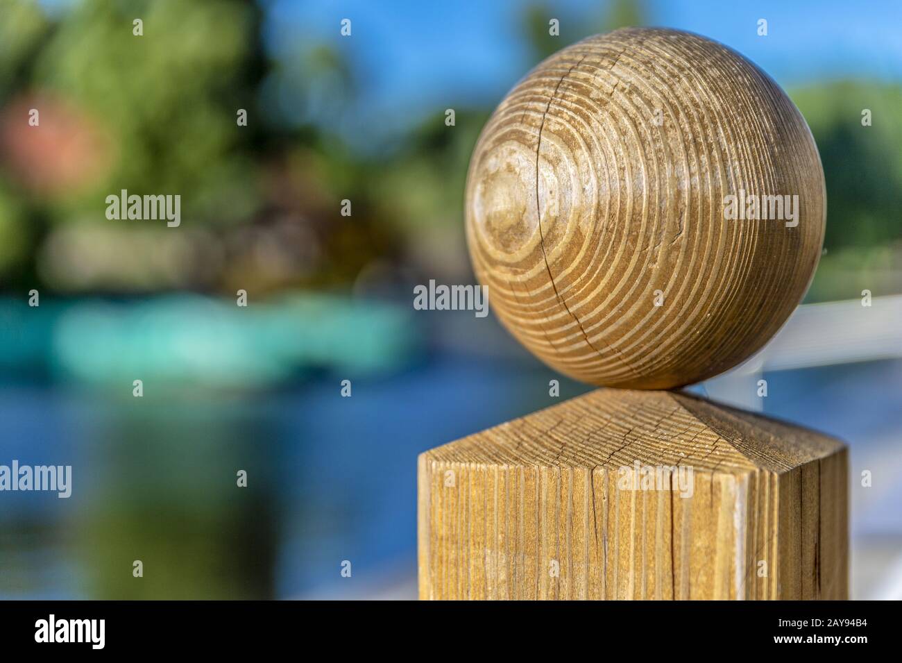 Wooden pole railing hi-res stock photography and images - Alamy