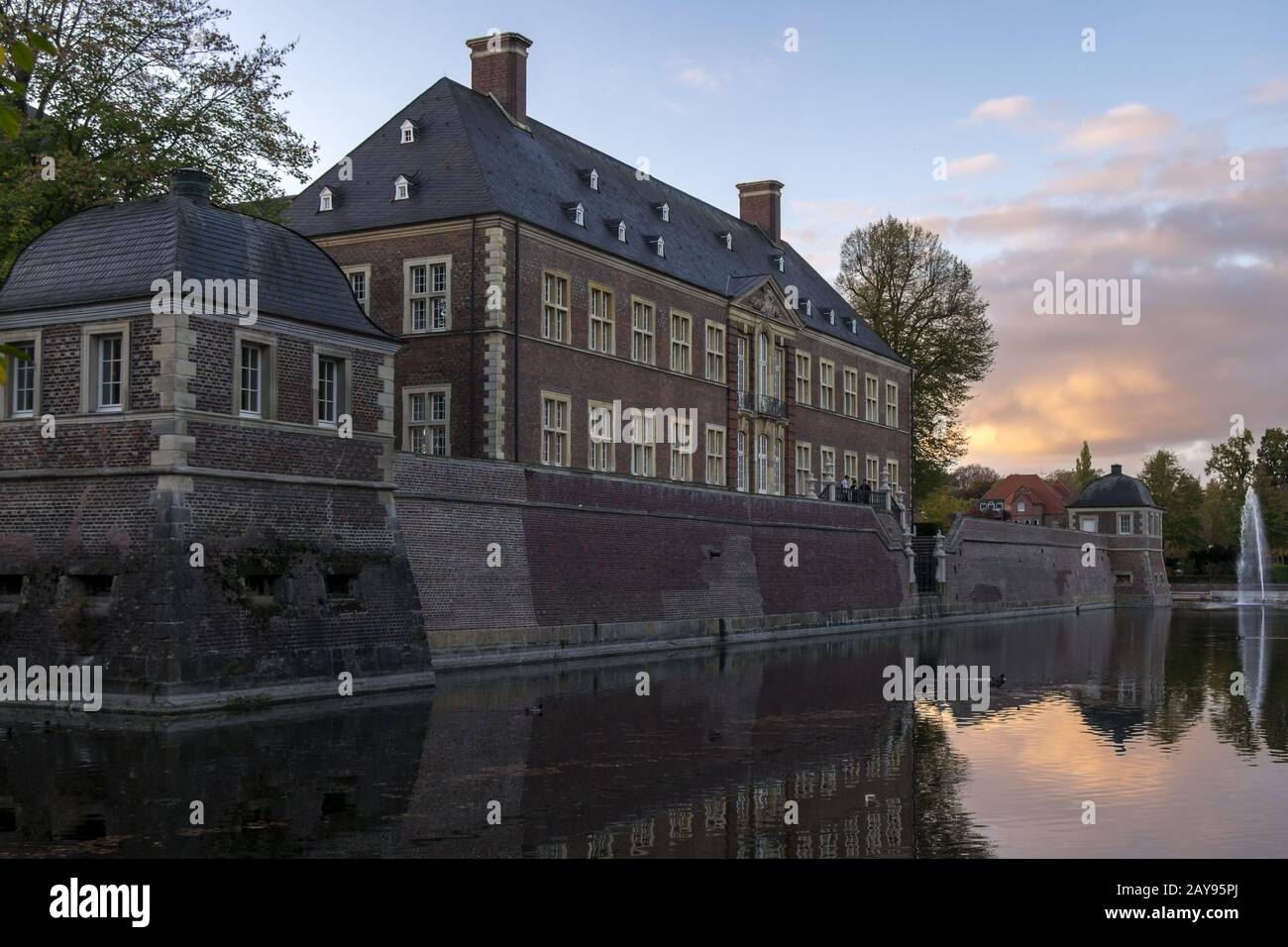 Baroque castle Ahaus-Gartenfront Stock Photo - Alamy