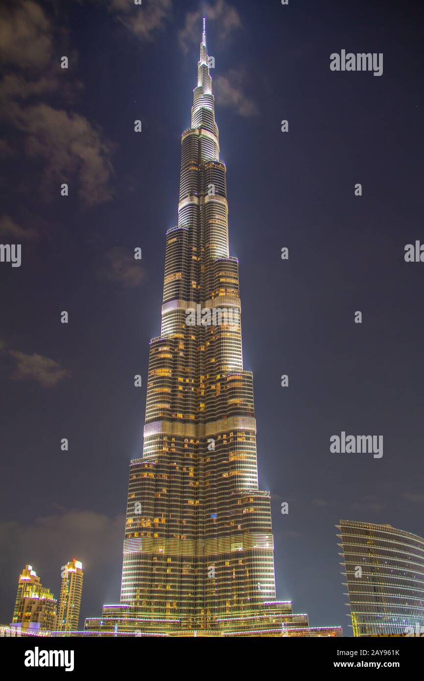 Burj khalifa skyscraper hi-res stock photography and images - Alamy