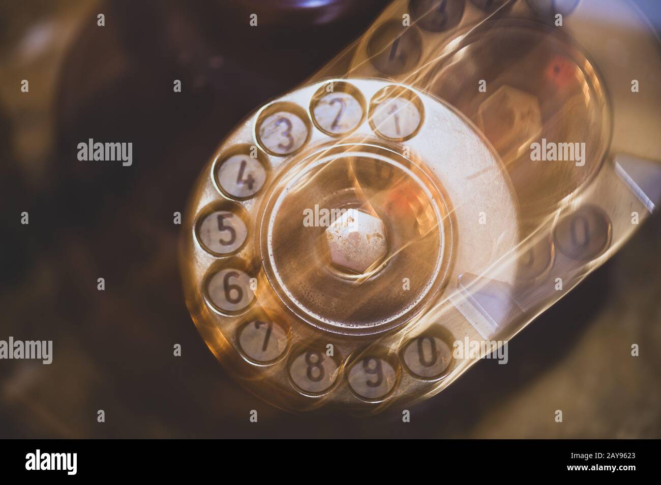 Old dial telephone hi-res stock photography and images - Alamy
