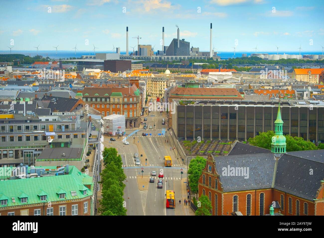 Factory skyline hi-res stock photography and images - Alamy