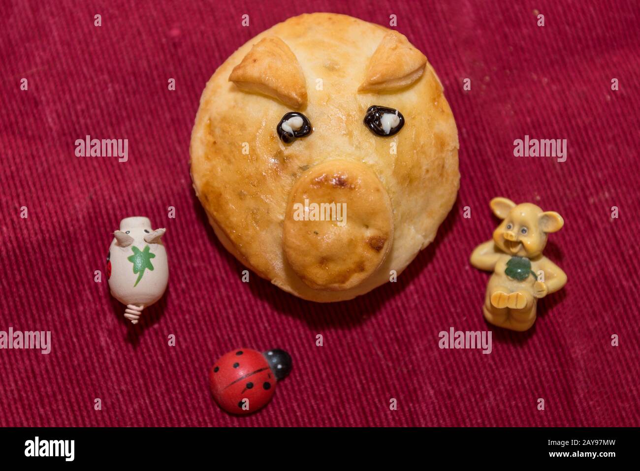 Edible lucky pig made from brioch tea and other symbols of happiness ...