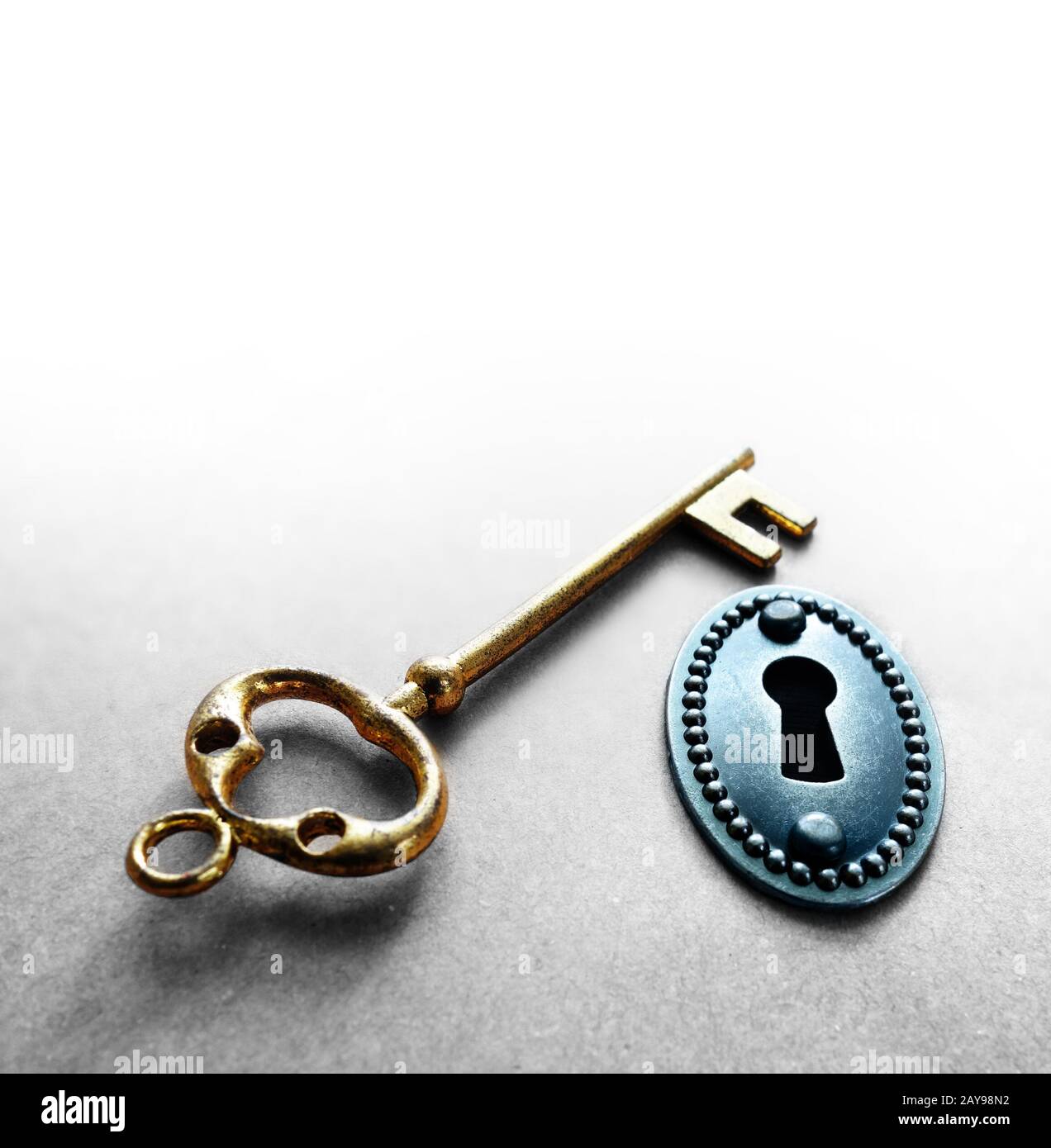 Locked secure key lock hi-res stock photography and images - Alamy