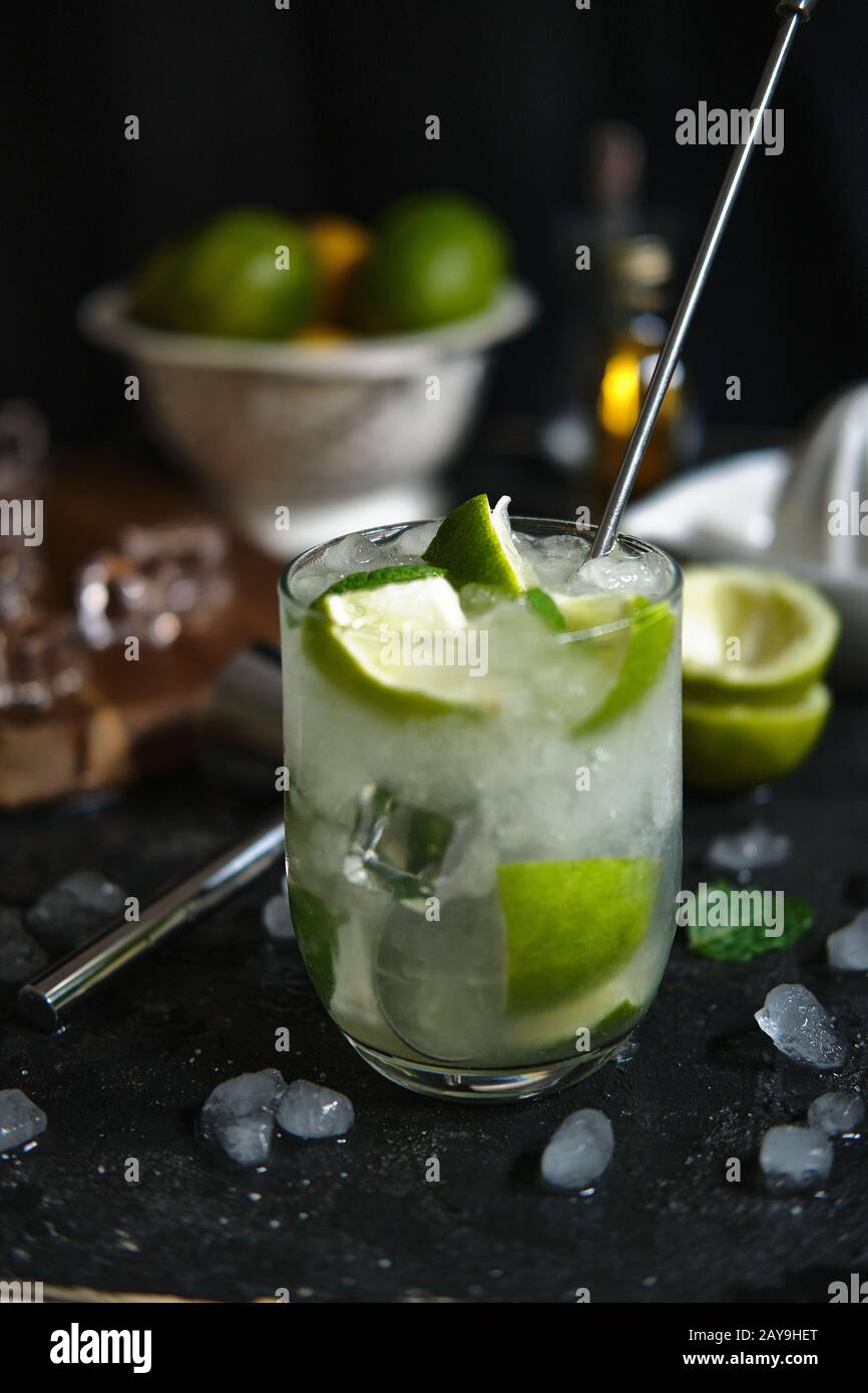 preparing the authentic cuban mojito Stock Photo - Alamy