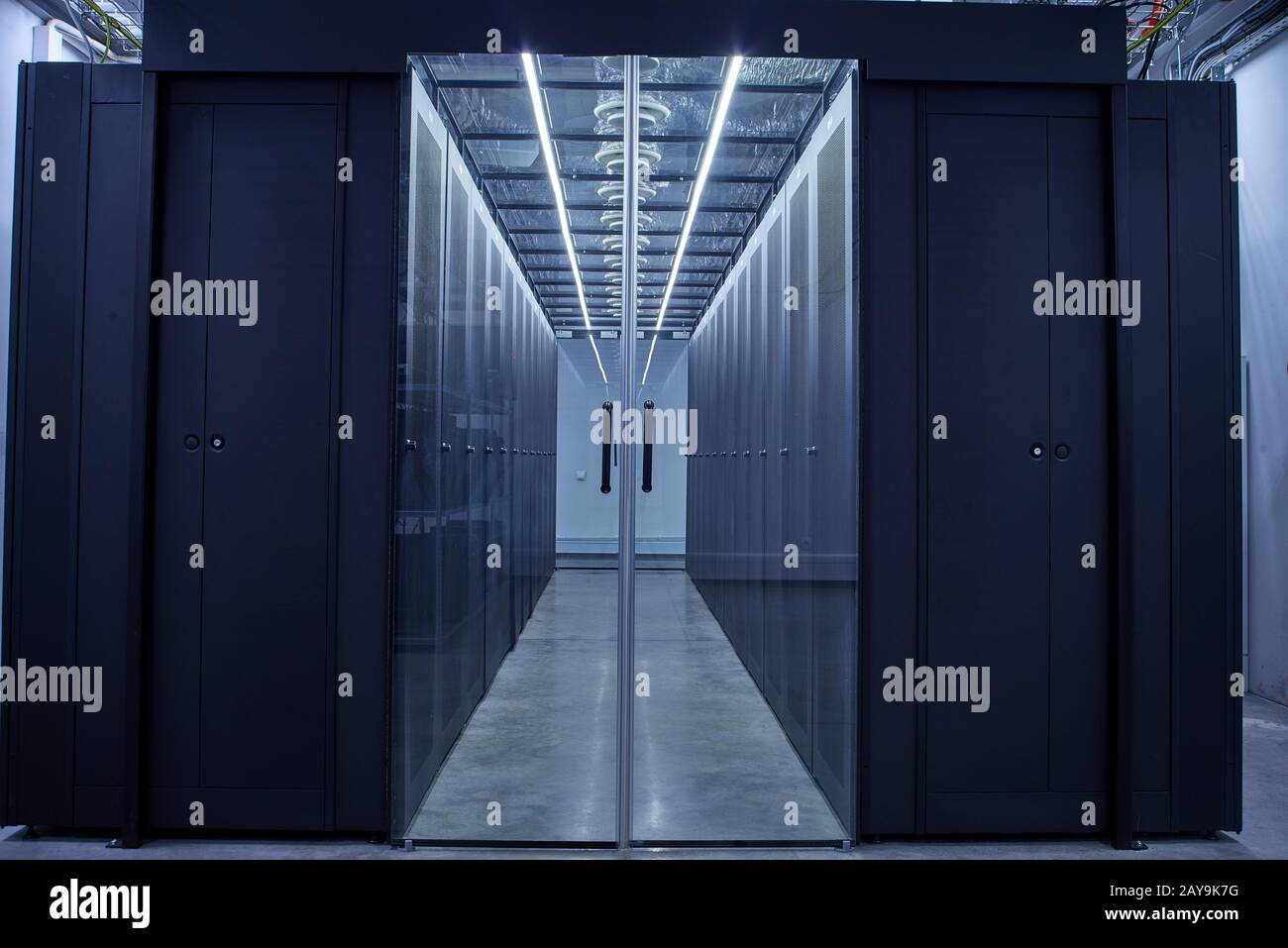 Server room full of racks and servers Stock Photo - Alamy