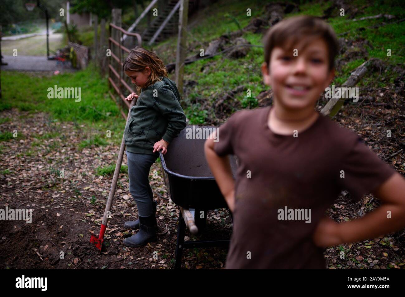 Children digging in dirt hi-res stock photography and images - Alamy