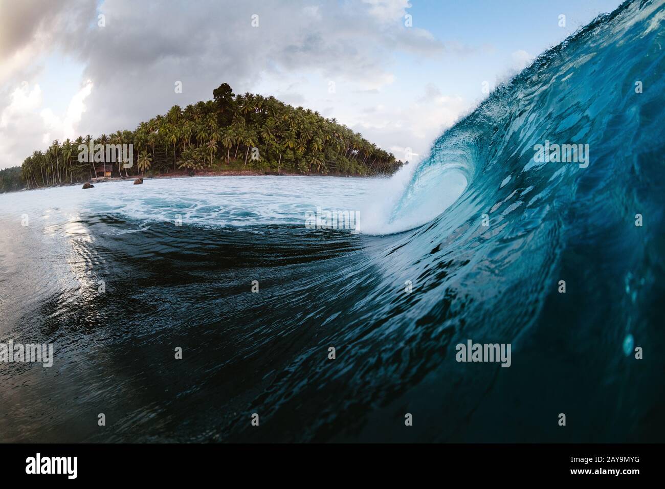 Mentawai Indonesia Waves High Resolution Stock Photography and Images ...