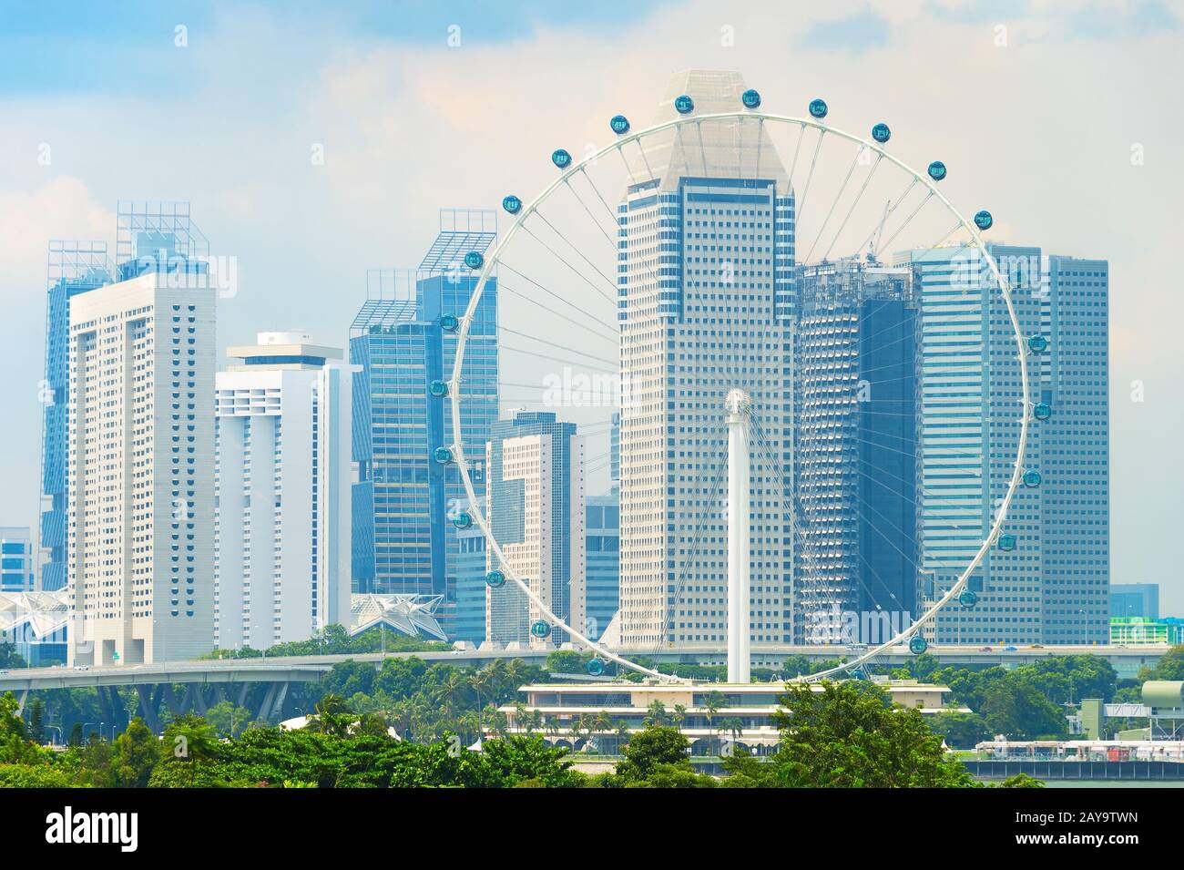 Singapore cityscape, ferris wheel Stock Photo - Alamy