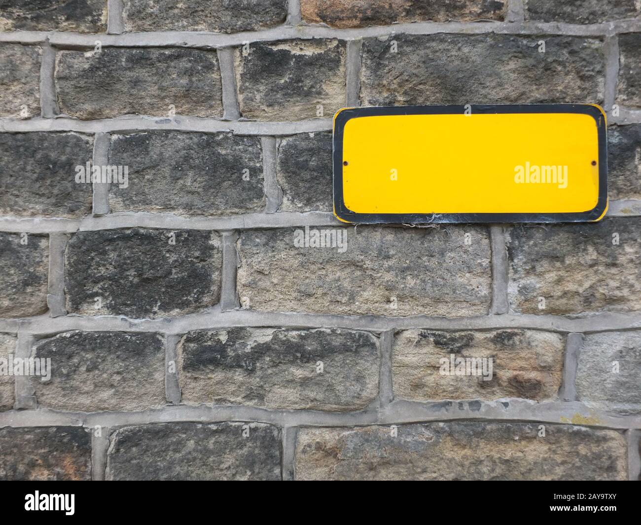 Vintage stone sign hi-res stock photography and images - Alamy