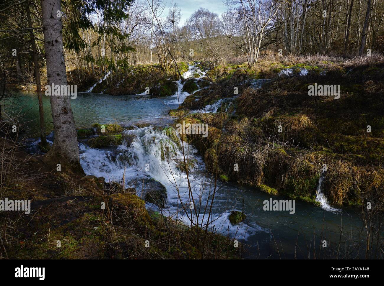 Cave waterfall hi-res stock photography and images - Alamy