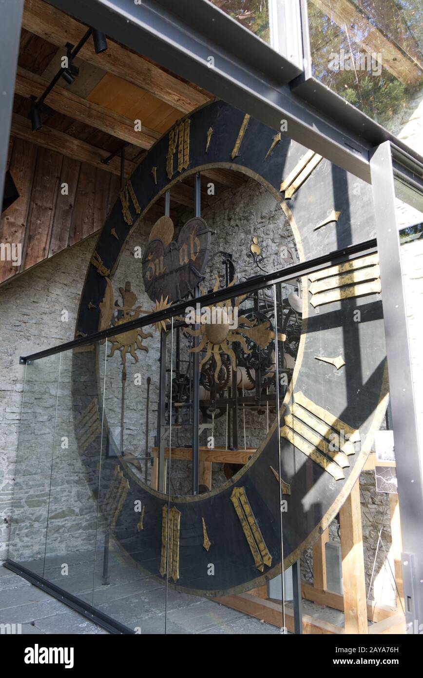 Swiss clock hi-res stock photography and images - Alamy