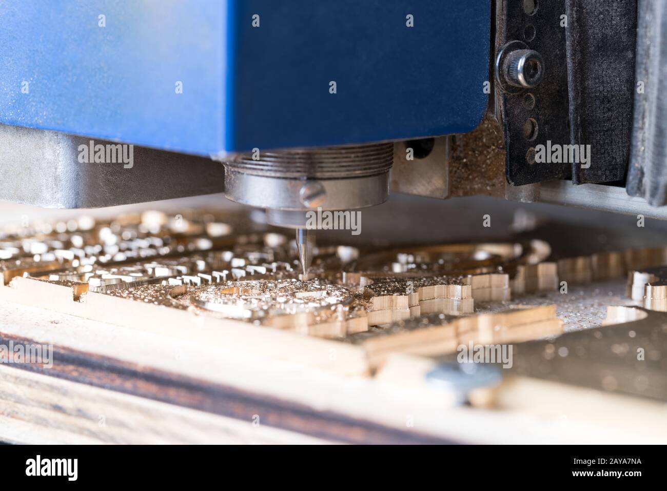 Metal milling device at work shot Stock Photo - Alamy