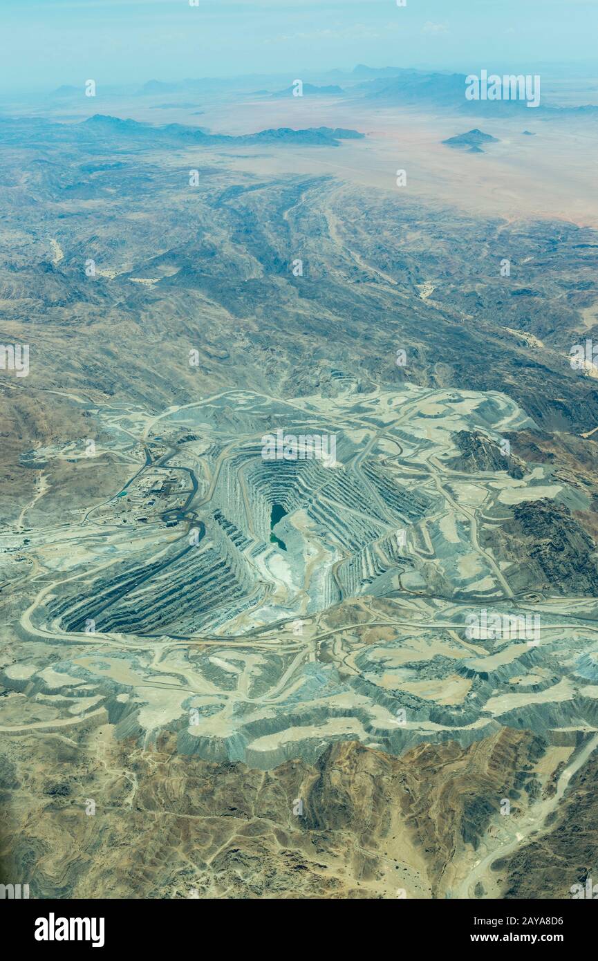 Uranium hi-res stock photography and images - Alamy