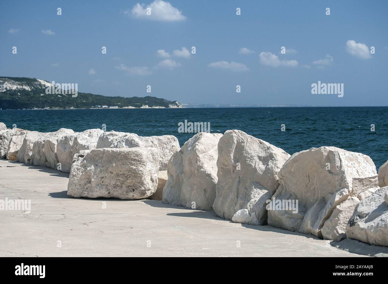 Beautiful summer day seaside resort hi-res stock photography and images ...