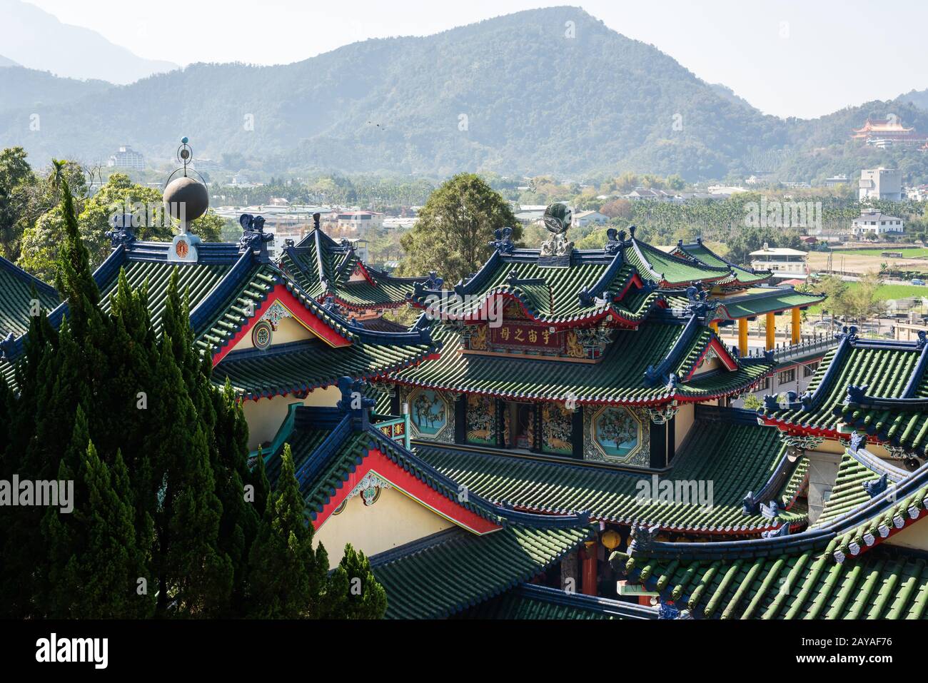 colorful palace roofs in Baohu Dimu Temple Stock Photo - Alamy