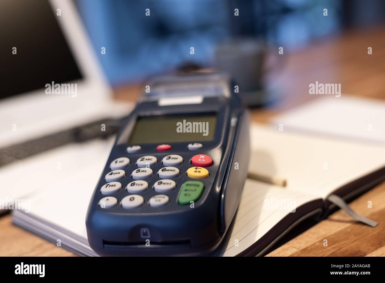 credit card machine Stock Photo - Alamy