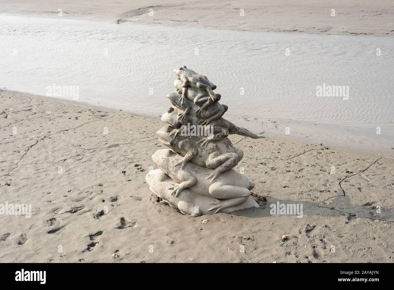 Nine Frog Statue stacks in Sun Moon Lake Stock Photo - Alamy