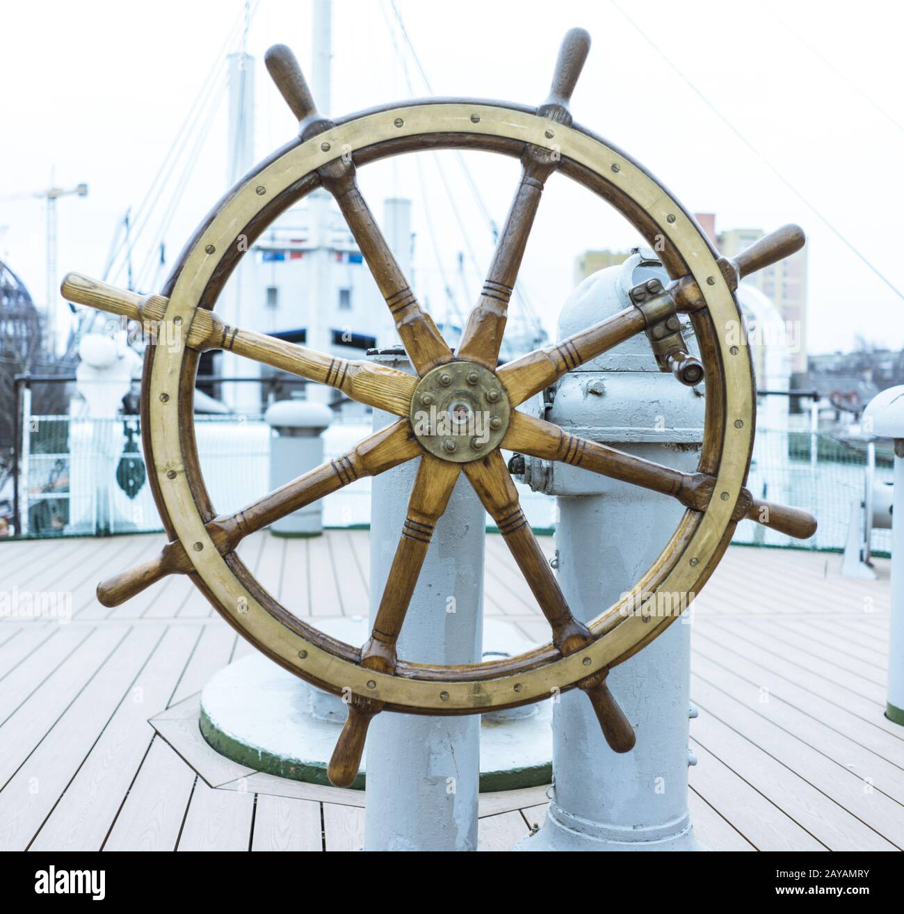Steering Wheel Ship Stock Photo - Alamy