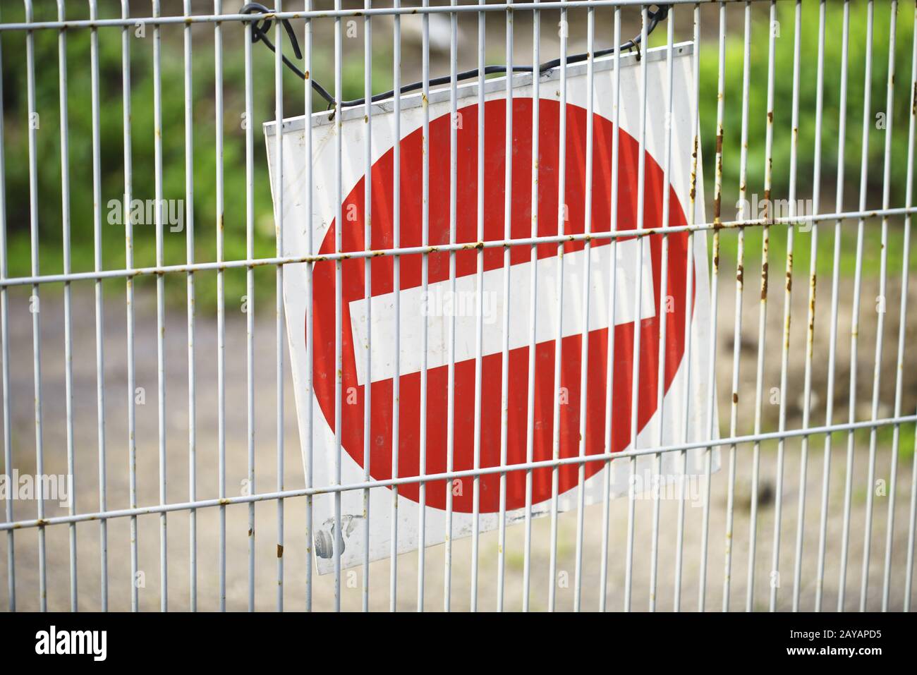 Stop warning sign hi-res stock photography and images - Alamy