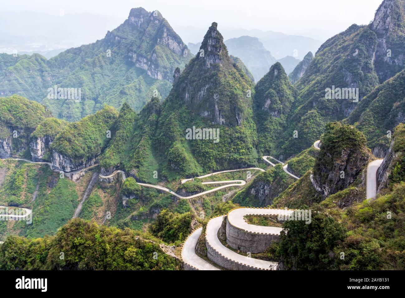 Tianmen mountain national park hi-res stock photography and images - Alamy