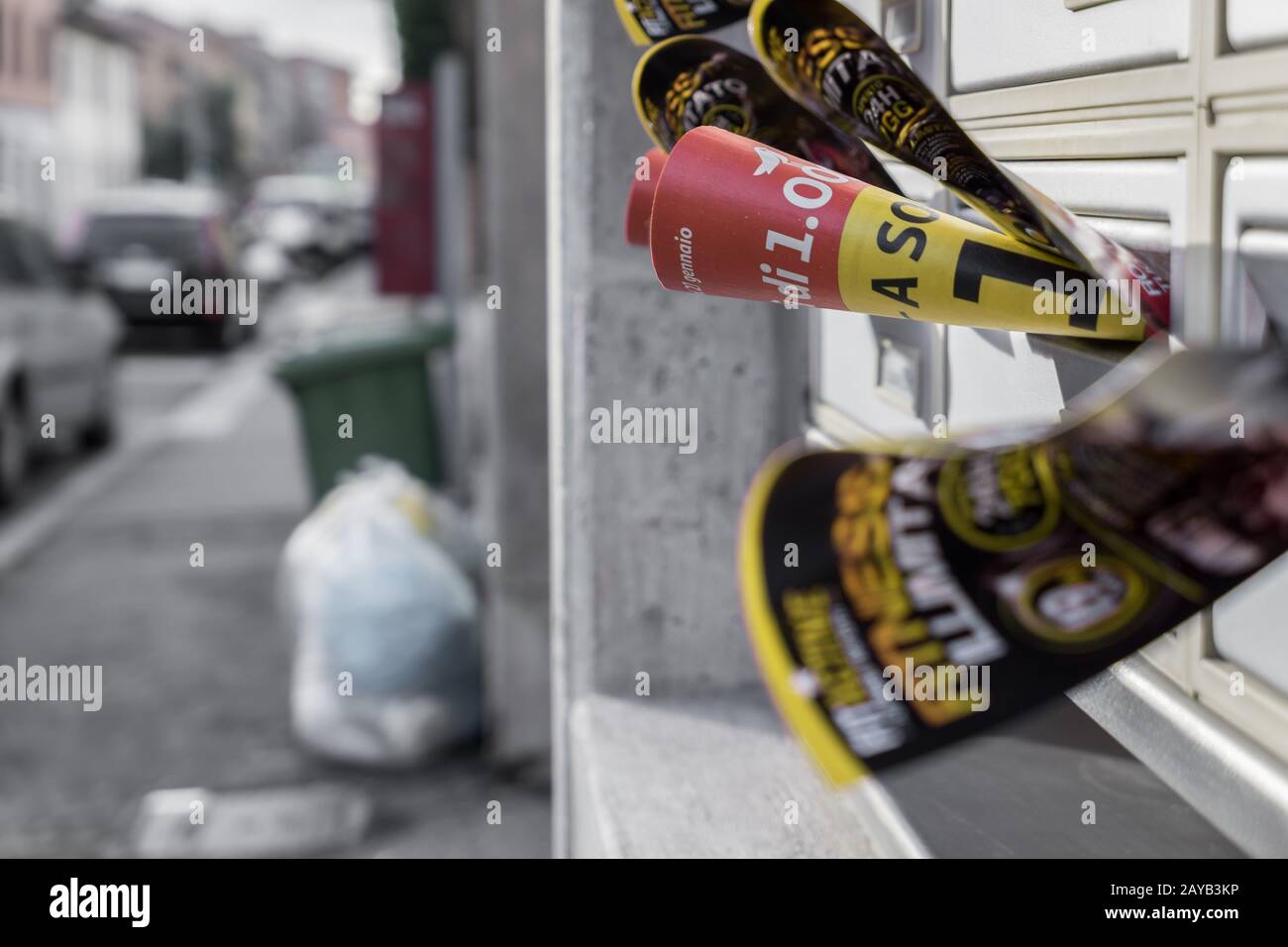 Many leaflets in mailbox Stock Photo - Alamy