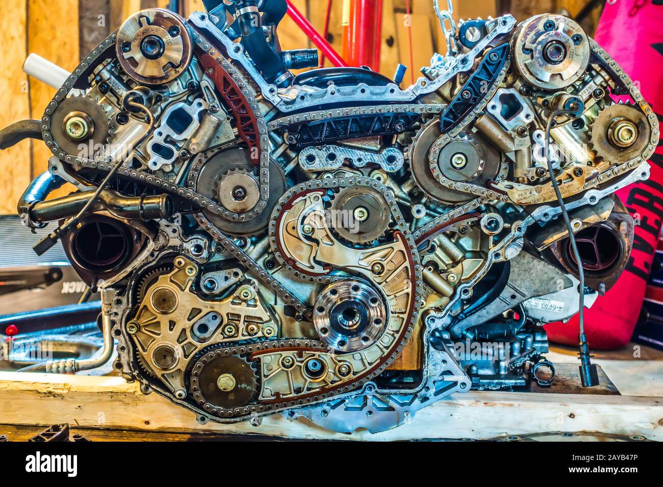 Car being repaired in garage hi-res stock photography and images - Alamy