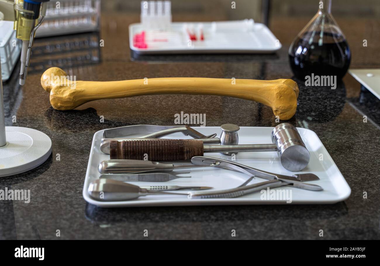 Surgical tools hi-res stock photography and images - Alamy