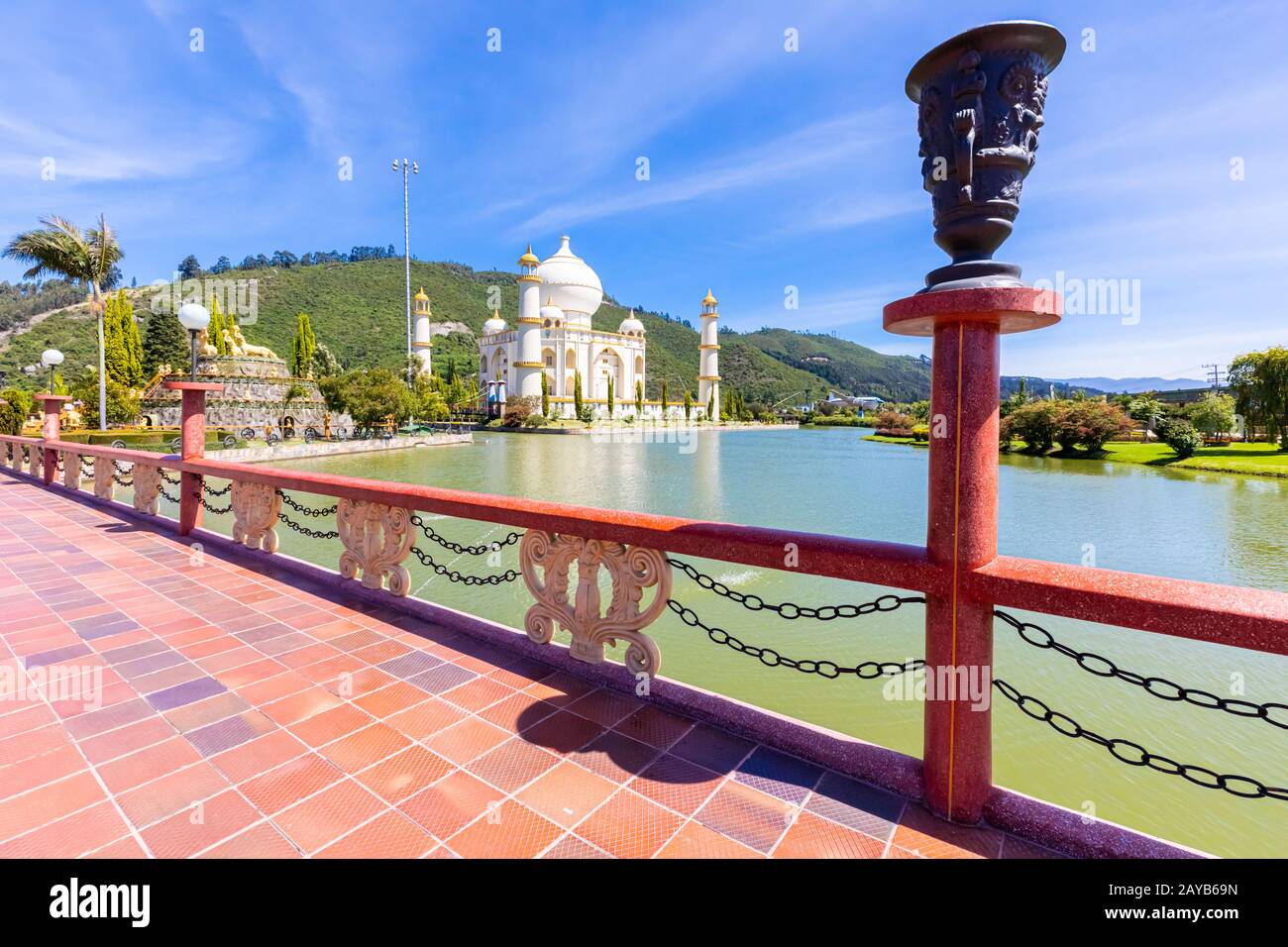 Colombia Bogota Jaime Duque Park lakeside promenade Stock Photo - Alamy
