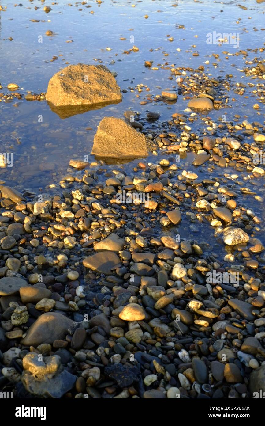 Pebbles river hi-res stock photography and images - Alamy