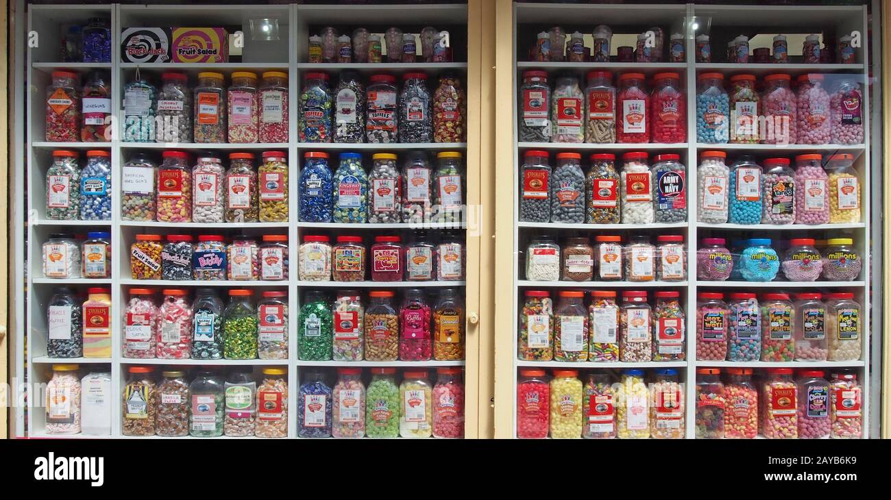 Old fashioned sweets hi-res stock photography and images - Alamy