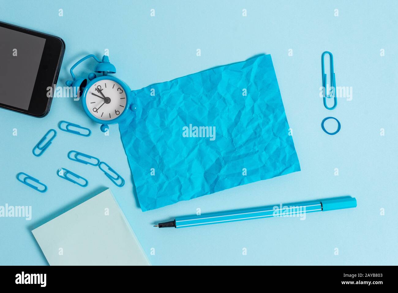 Metal retro vintage alarm clock wakeup notepad smartphone rubber band ...