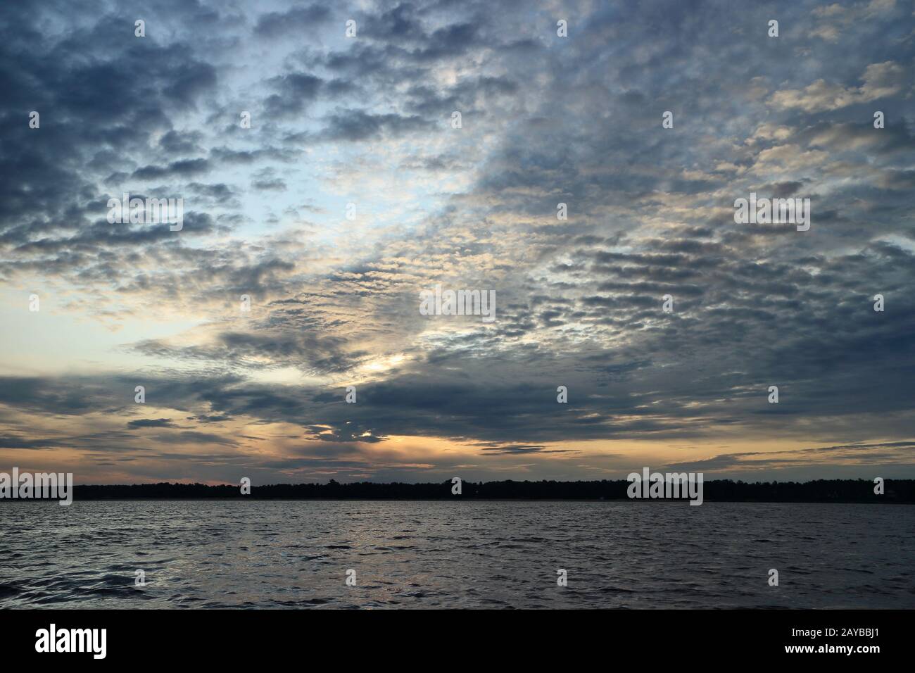 High clouds sunset hi-res stock photography and images - Alamy