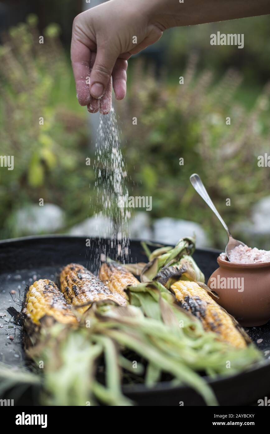 Roasted corn salted Stock Photo - Alamy