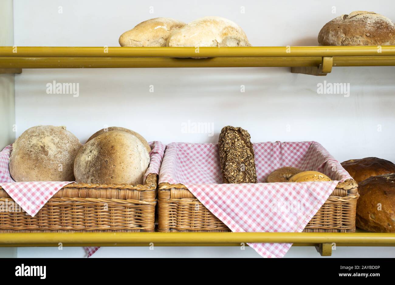 Bread in bakery shelf Stock Photo - Alamy