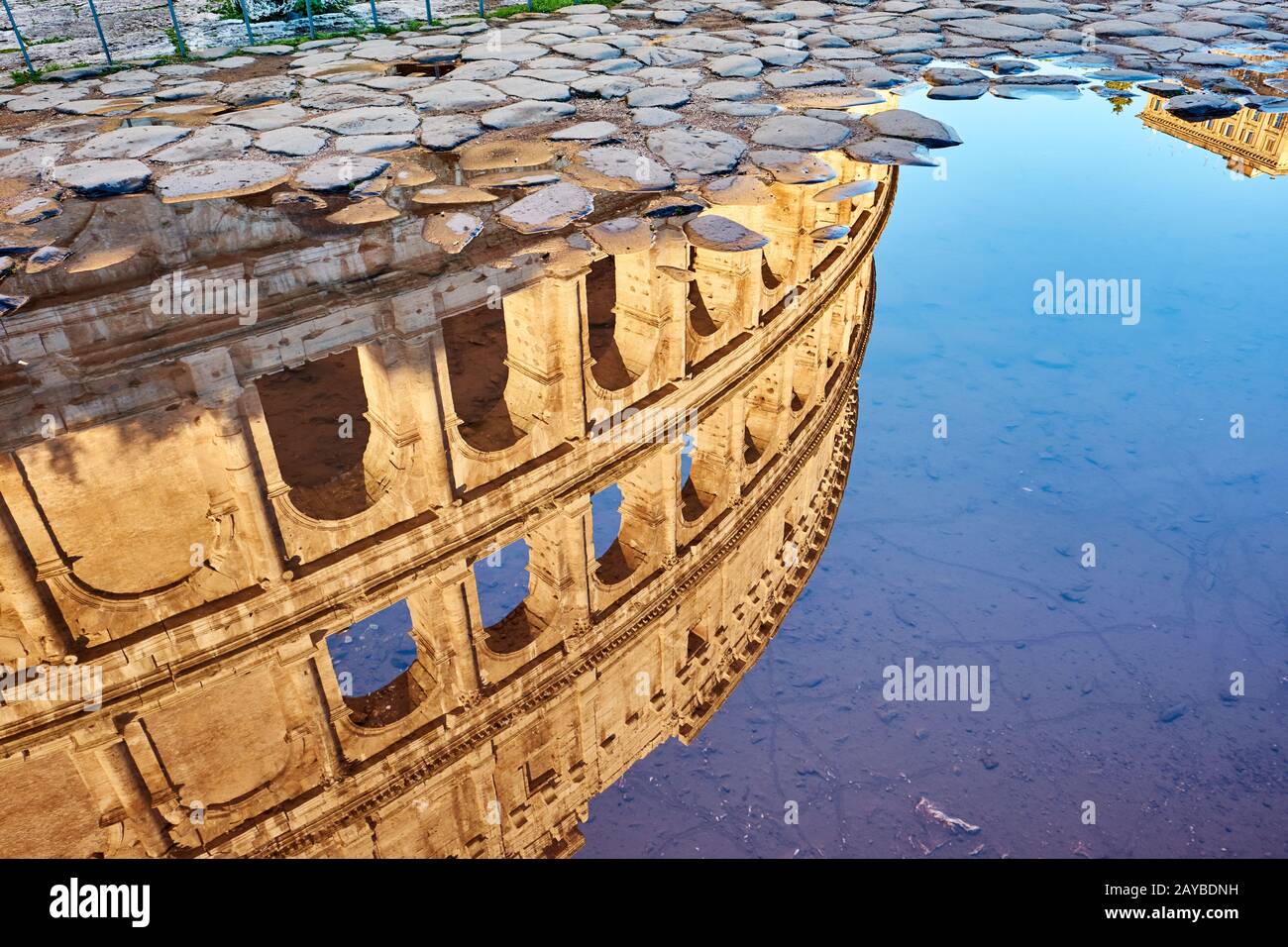 Rome colosseum rain hi-res stock photography and images - Alamy