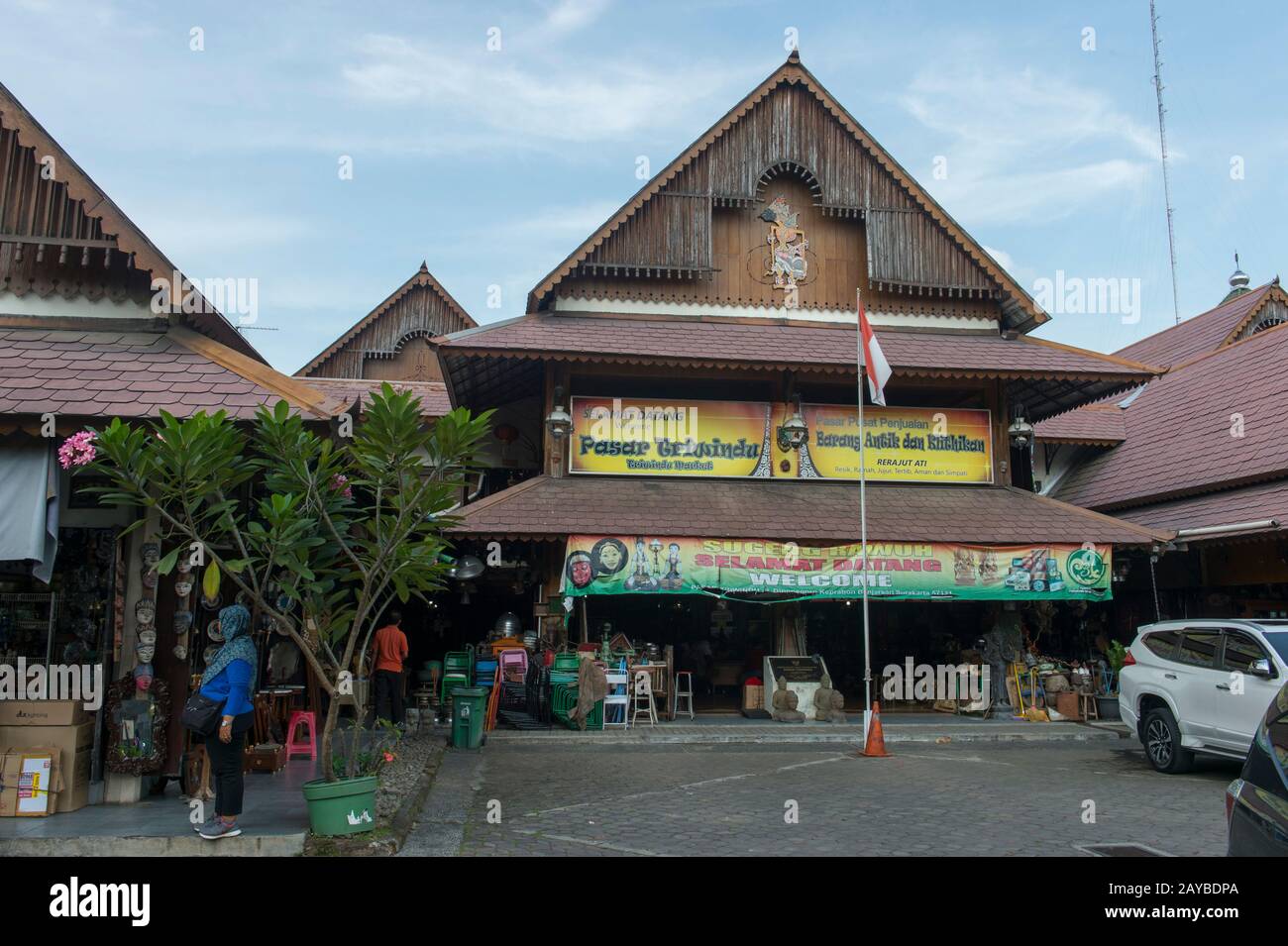 Architecture of the pasar triwindu antique market in solo surakarta hi ...