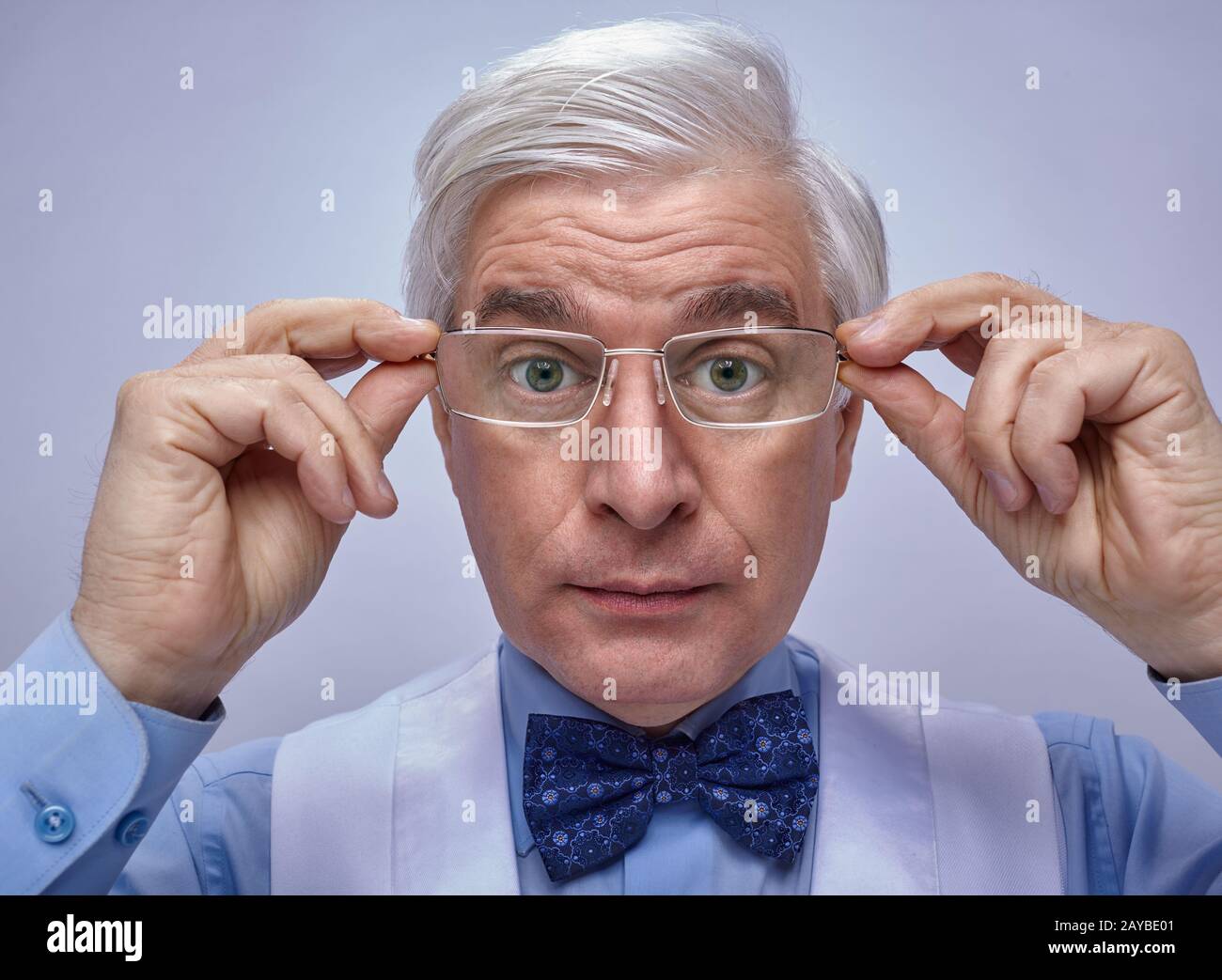 Close up eyes wide open surprise hi-res stock photography and images ...